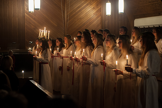 SCANDINAVIAN CHRISTMAS :: Sankta Lucia Day – The Oaxacaborn Blog